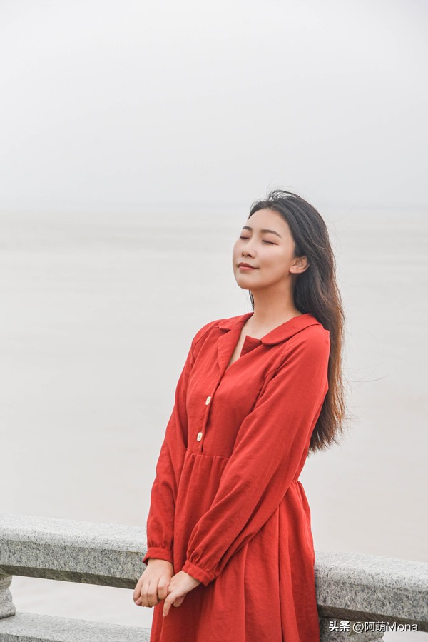 In addition to watching the tide, Haining actually has so many ...