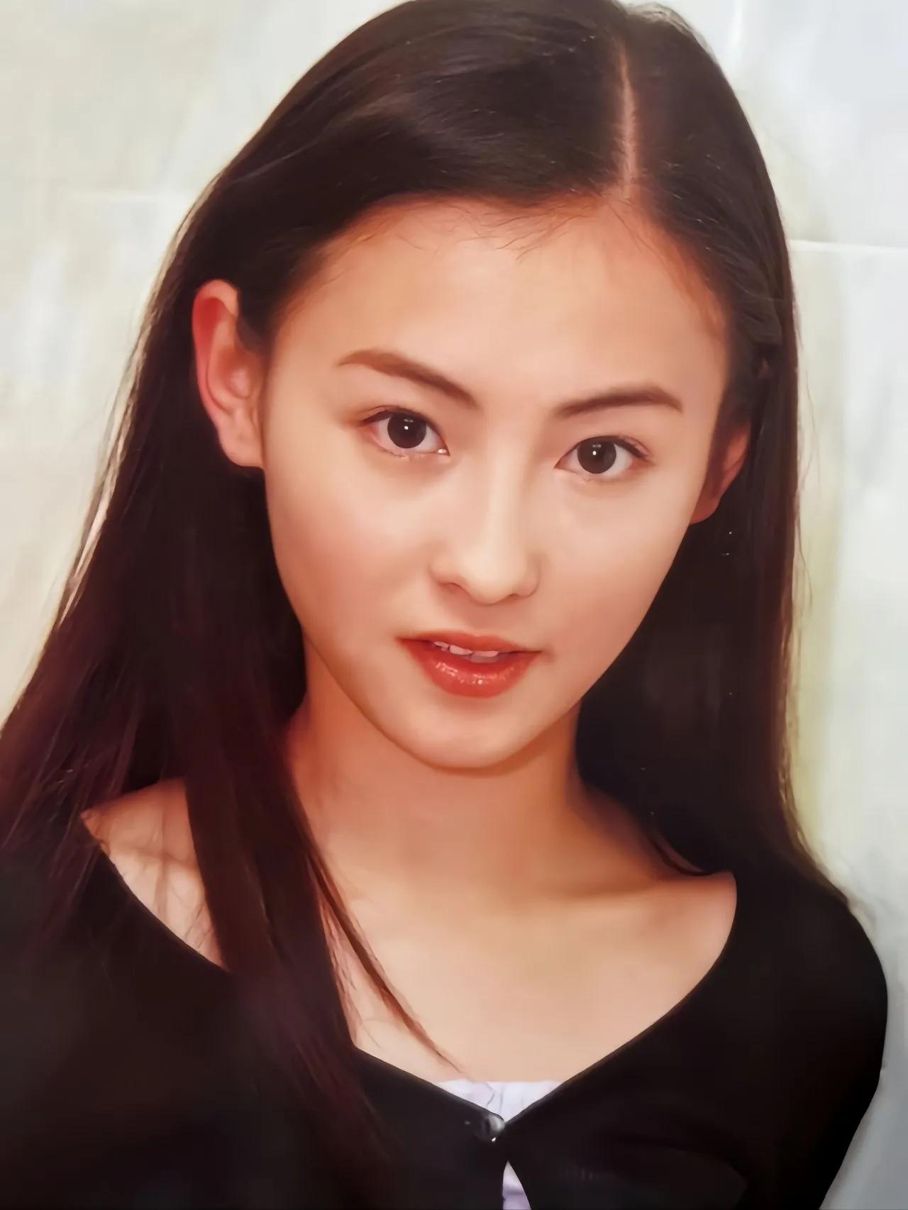 Gorgeous! Charming Hong Kong actresses! - iNEWS