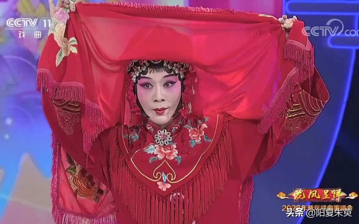 There are many versions of Henan Opera "Carrying the Sedan Chair", who ...