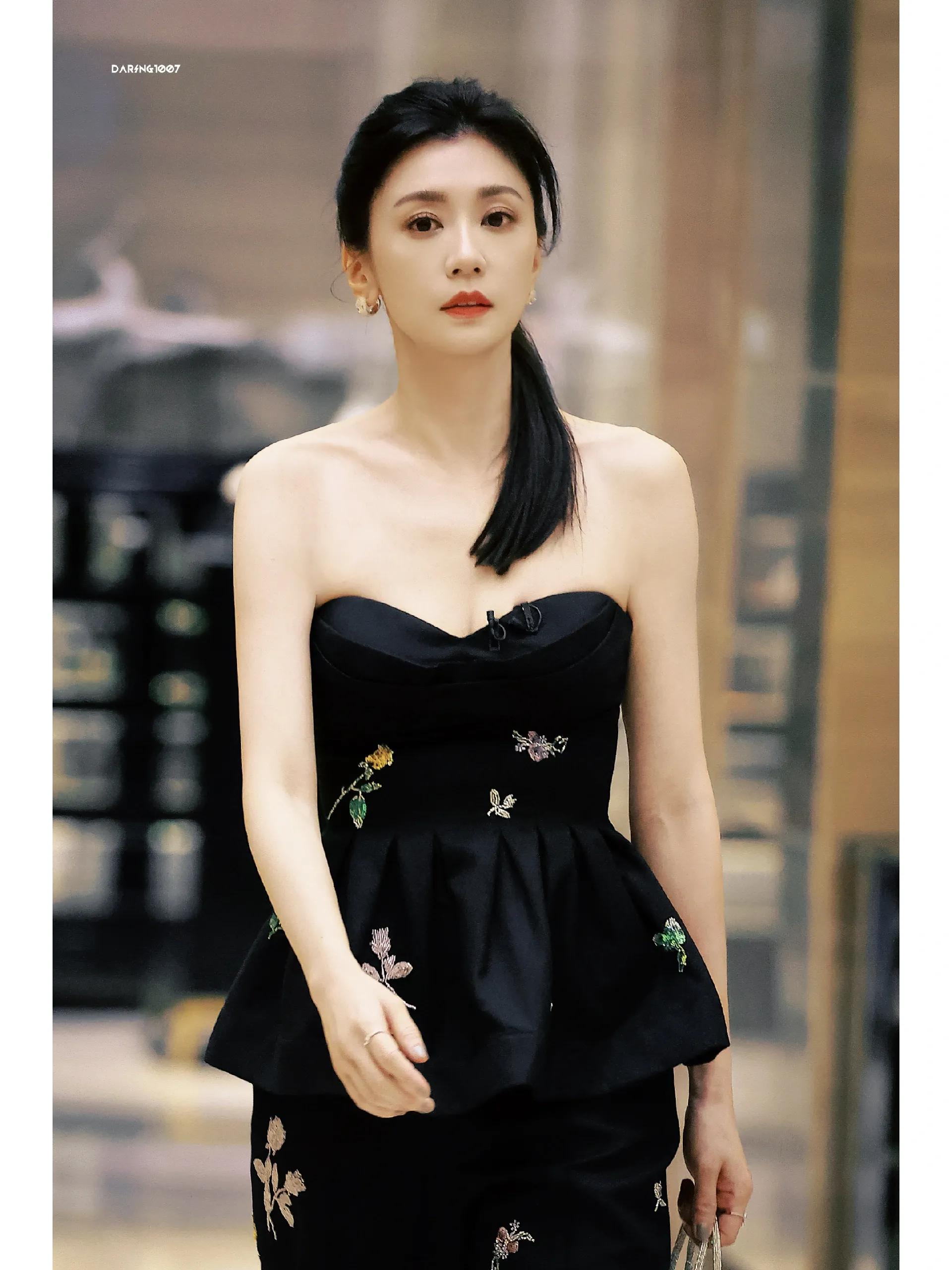 Alyssa Chia - Fresh and Elegant Goddess of Frozen Age - iMedia