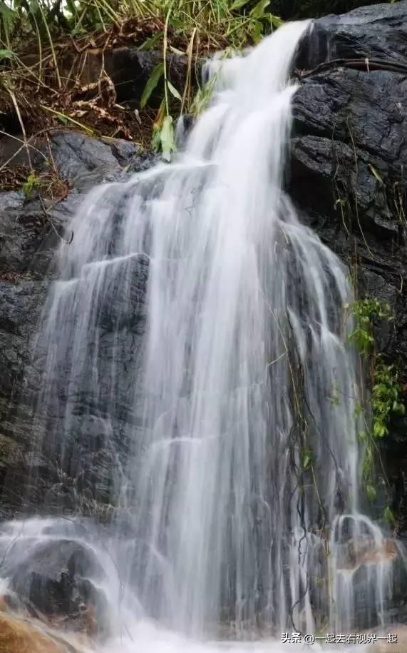 Lingxiu Mountain Scenic Area - iNEWS