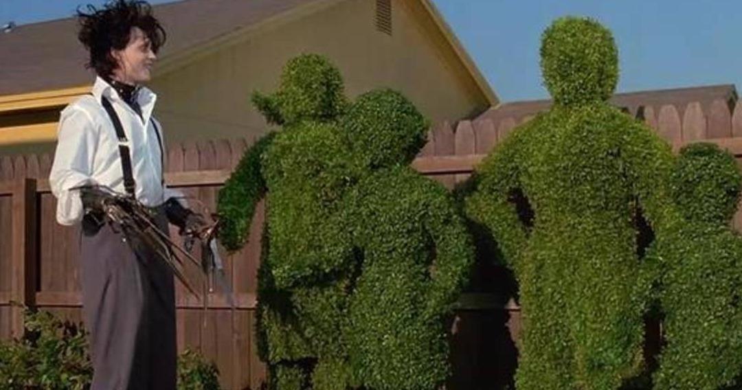 Alienation and Social Outlook in Edward Scissorhands: Tim Burton's ...