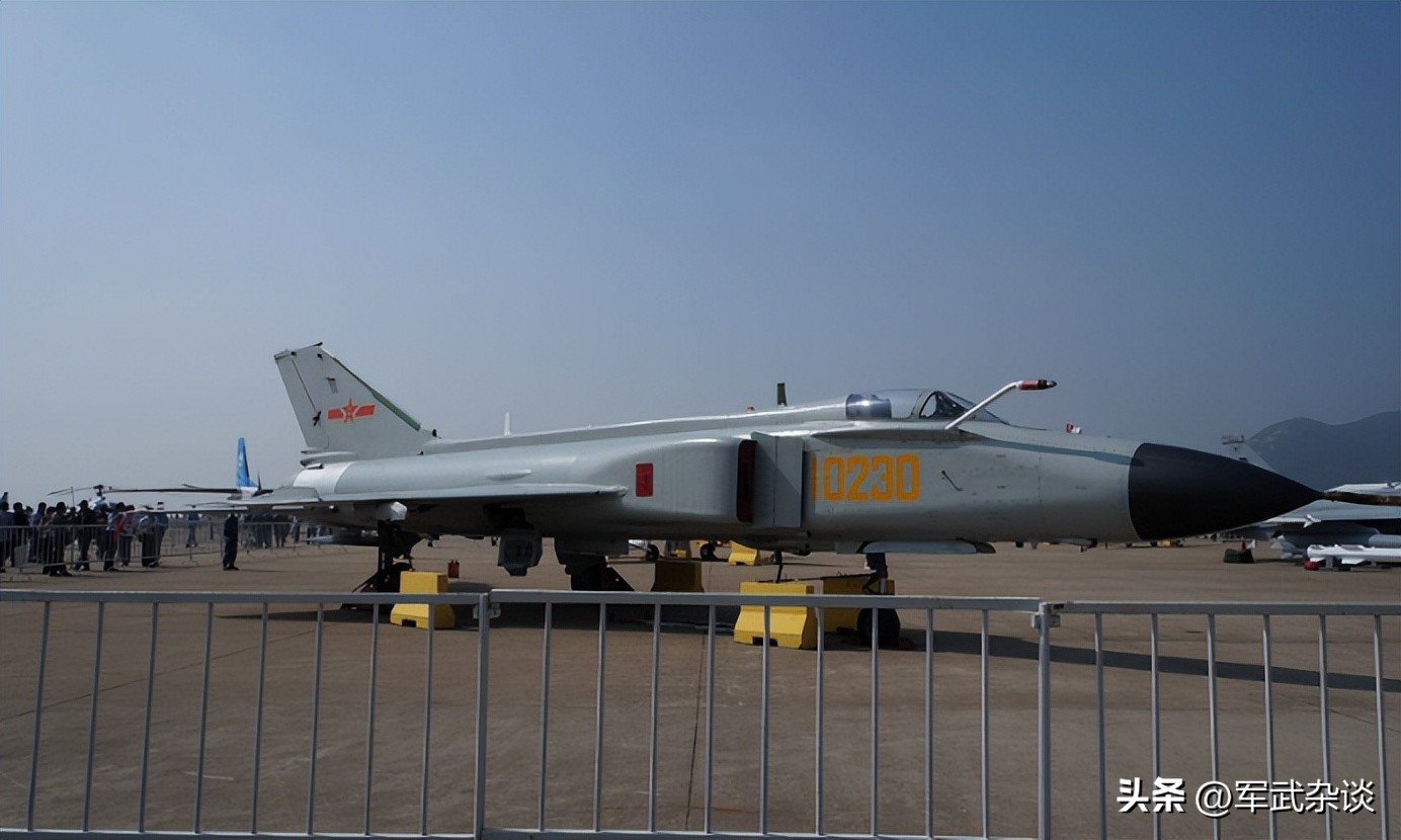 The first heavy fighter jet of the Chinese Air Force, with 12 types of ...