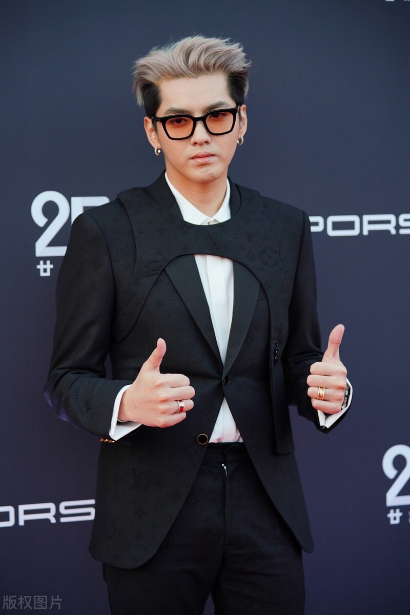 Those stars who used to shine, but now fall into the abyss - iNEWS