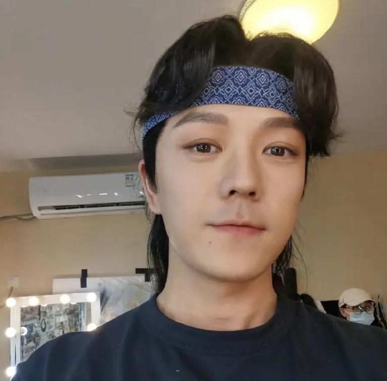 Wu Yating and Wang Yuexin's expired candy - iNEWS