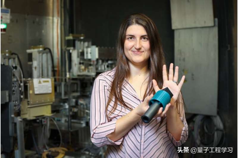 Physicists confront mystery of neutron lifetime - iNEWS