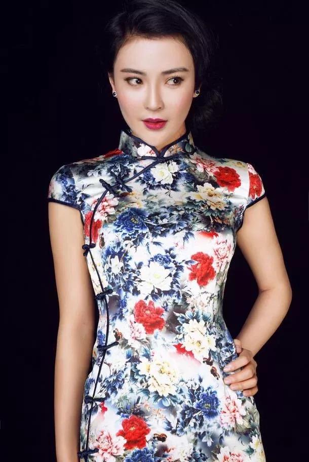 U Thant, who is both beautiful and talented - iMedia