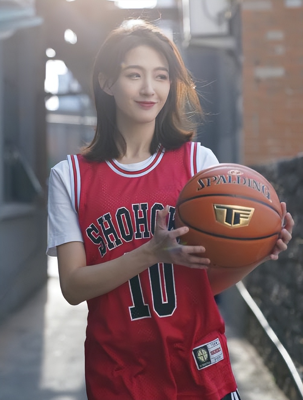 The NBA female anchor follows the popularity of "Slam Dunk", she is as ...