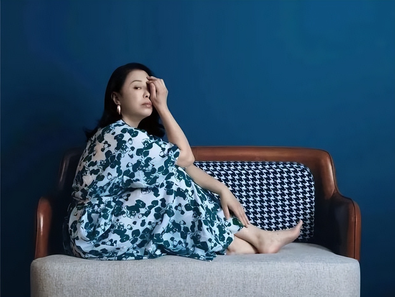 After 3 marriages and 6 years after divorce, Huang Qishan finally ...