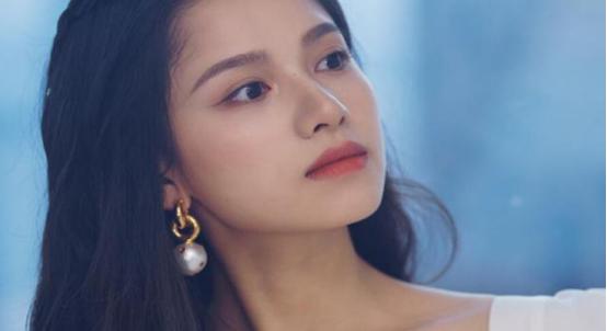 She was the pinnacle when she debuted, and she participated in many movies before graduating ...