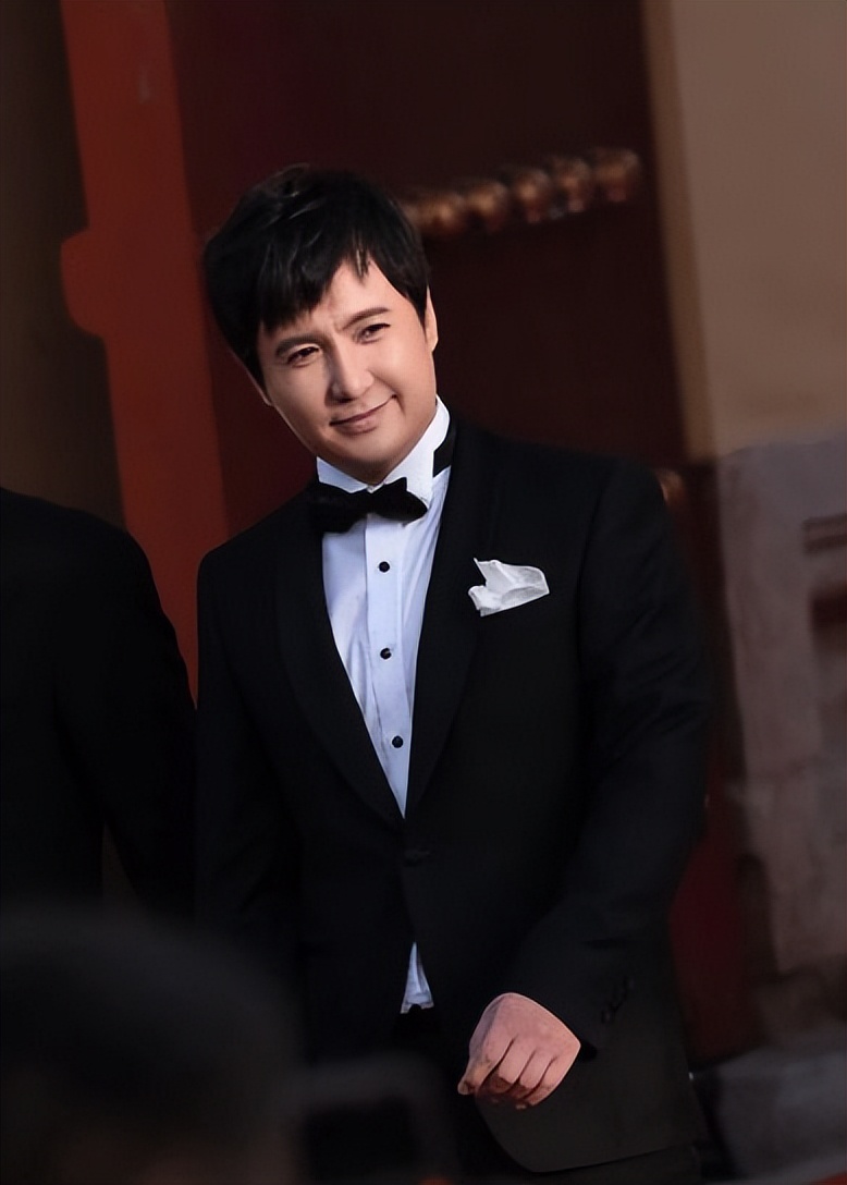 Shen Teng appeared in the Happy Twist Theater and lost a lot of weight ...