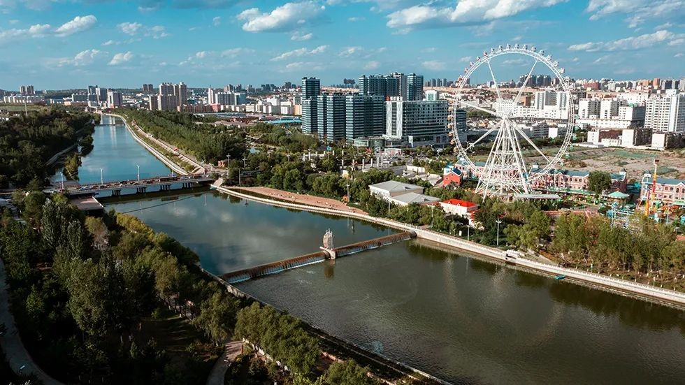 Jane Zhang and Tan Weiwei lead the "Refreshing Yulin" concert with tens ...