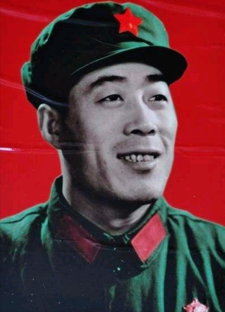 Wang Hongwen was dying and struggling to privately transfer troops to ...