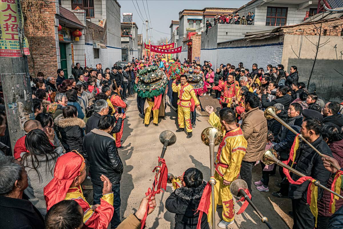 The first female hermit in Zhongnan Mountain, at the age of 85, set a ...