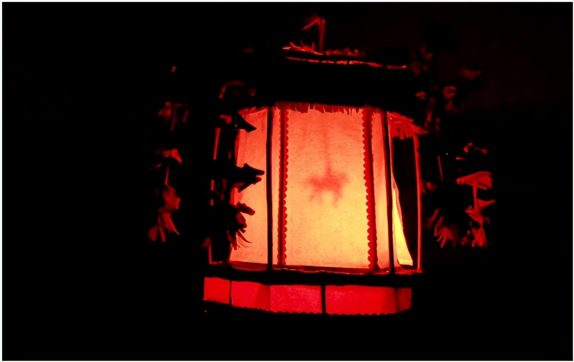 [Folk Art] Revolving Horse Lantern ‖ Cao Fuzhang - iMedia