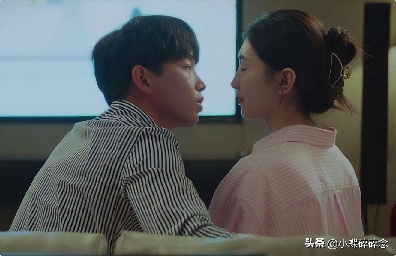 "Long Live Women" is scheduled for 12.18, Yin Tao holds hands with Liu Yihao, the ceiling of ...