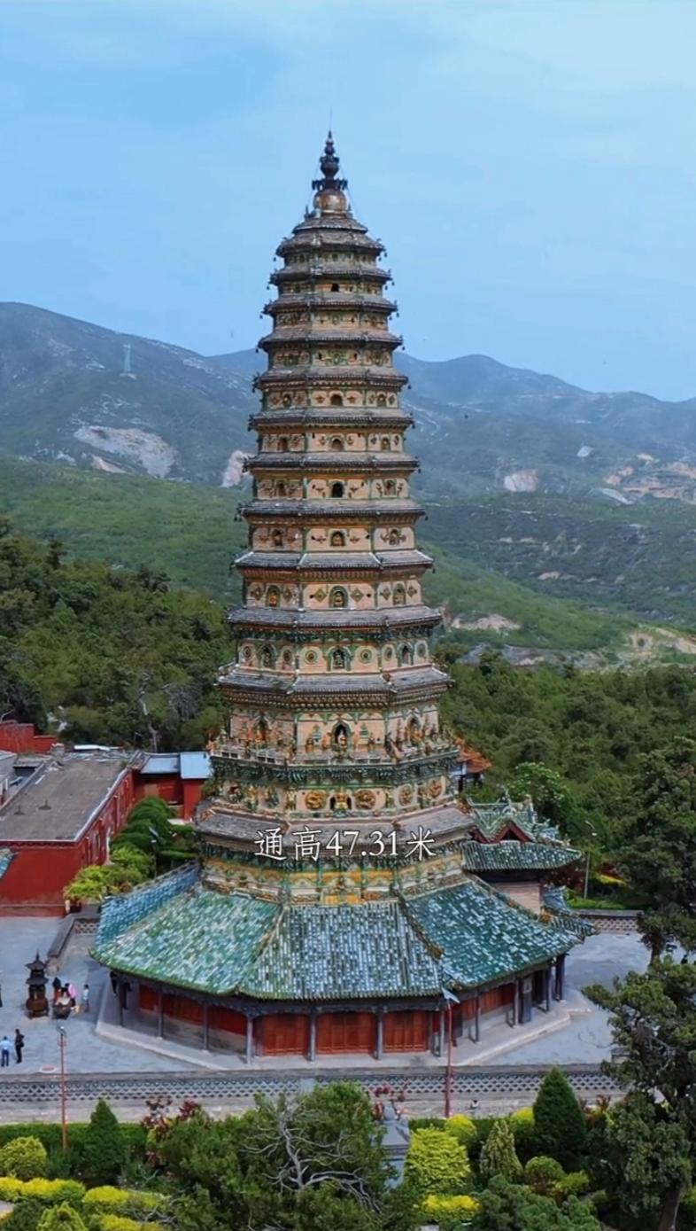 Guangsheng Temple - Colorful Glazed Tower and Feihong Tower - iMedia