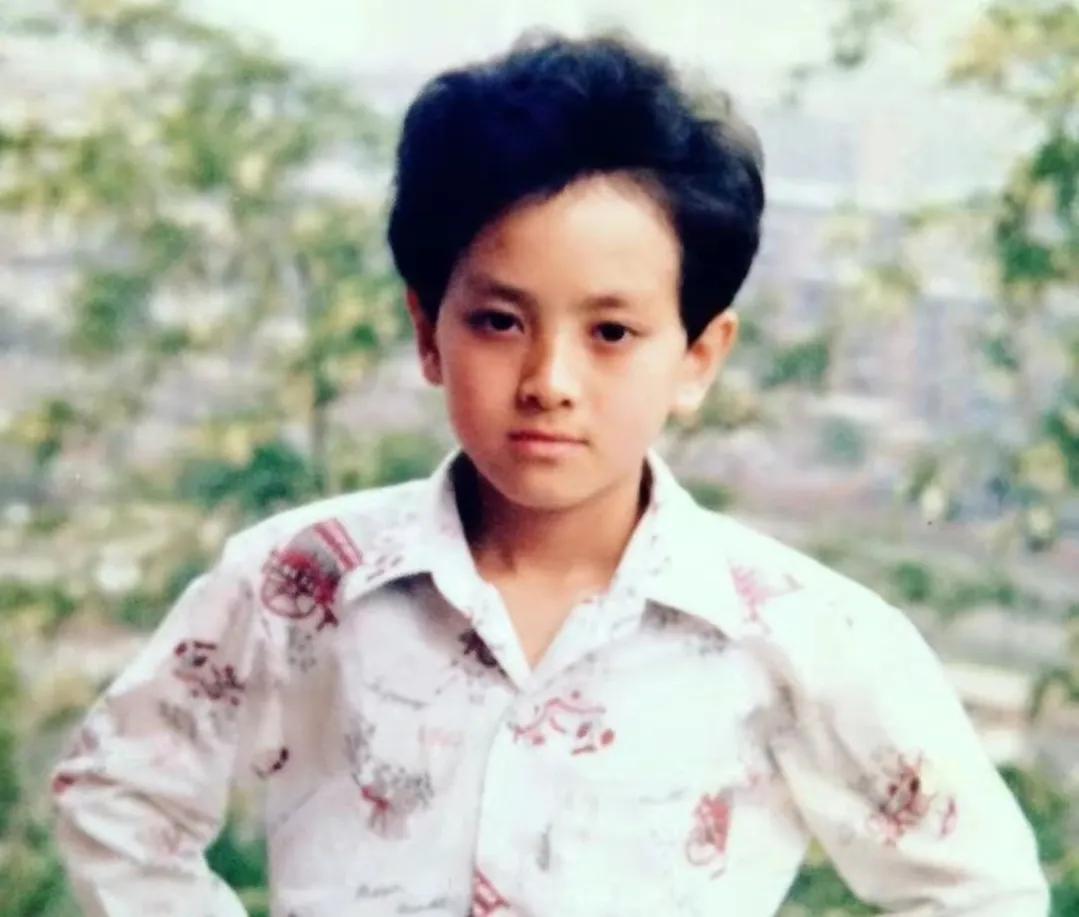 Zhao Yingjun: Died of illness at the age of 43, half of the entertainment circle posted ...