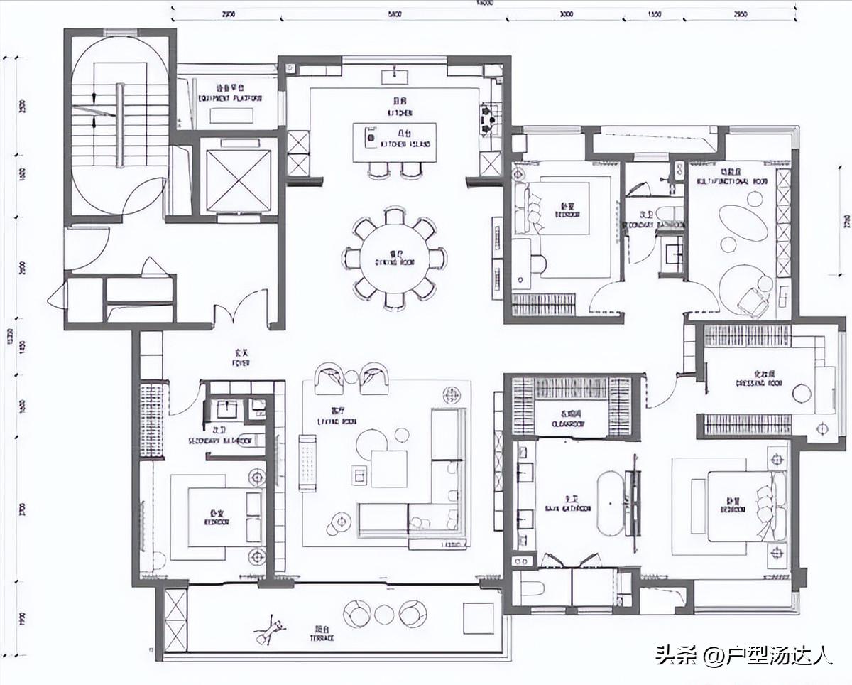260 square meters of four rooms with different walls, everyone has ...