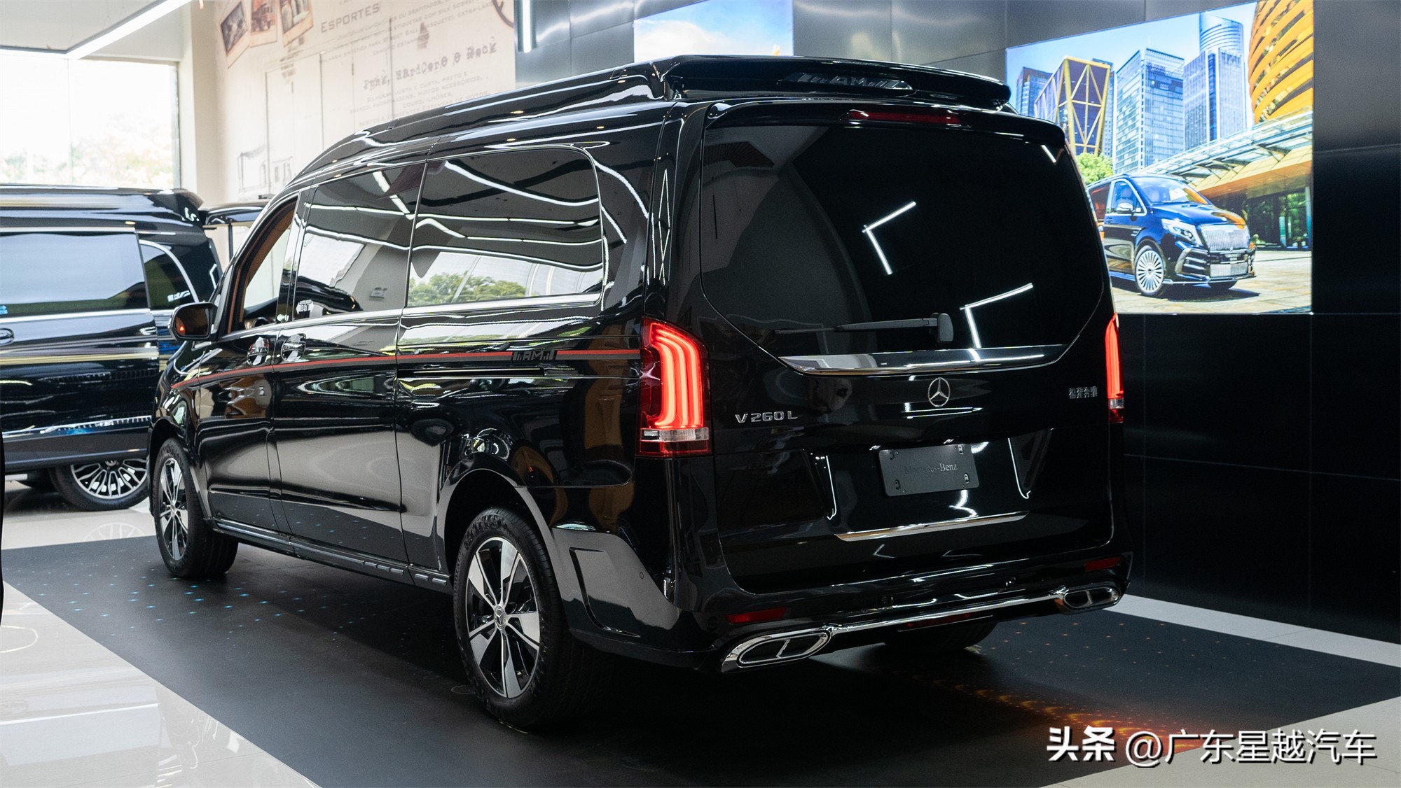 The luxury upgrade version of Mercedes-Benz V260L, which is loved by the boss, how luxurious is ...