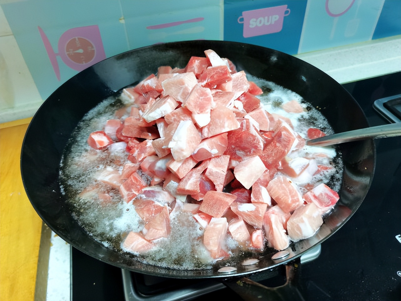 Family fried pork sangzi, this method is simple and delicious, it will ...