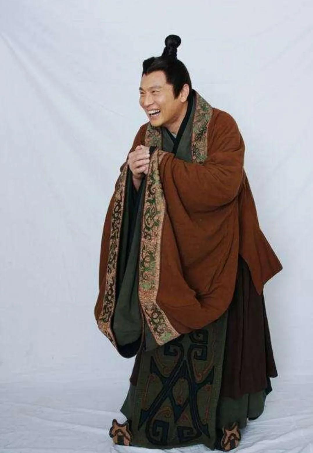 He is an eunuch, but he almost became the emperor. - iMedia