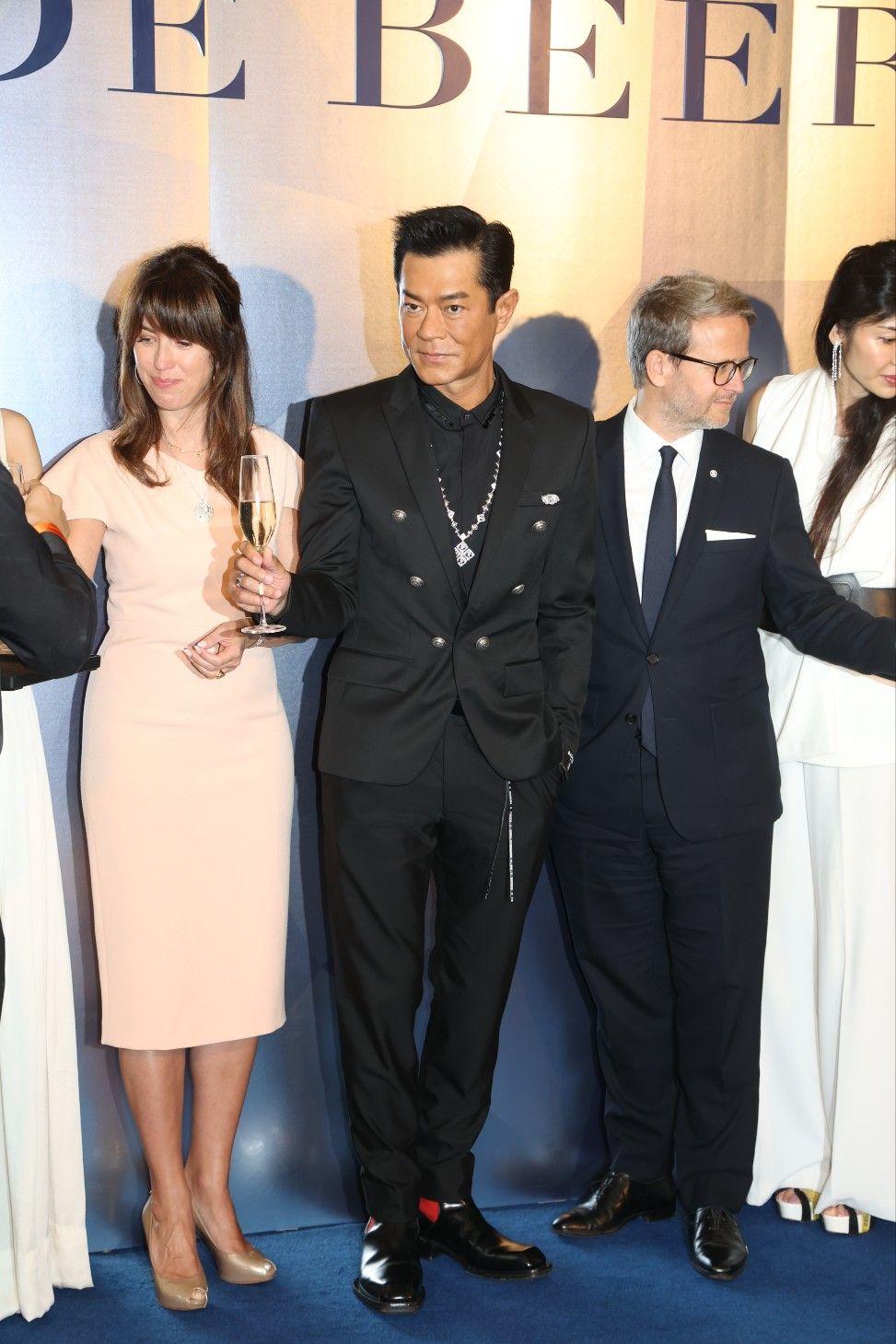 Gu Tianle tanned more for the new movie - I am still professional no ...