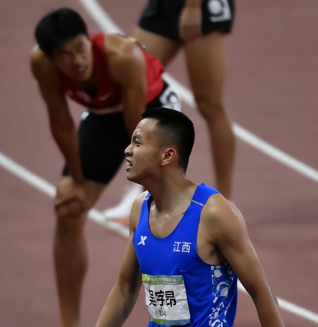 Win at the buzzer! Wu Yuang's 400-meter final was too hot, surpassing 3 ...