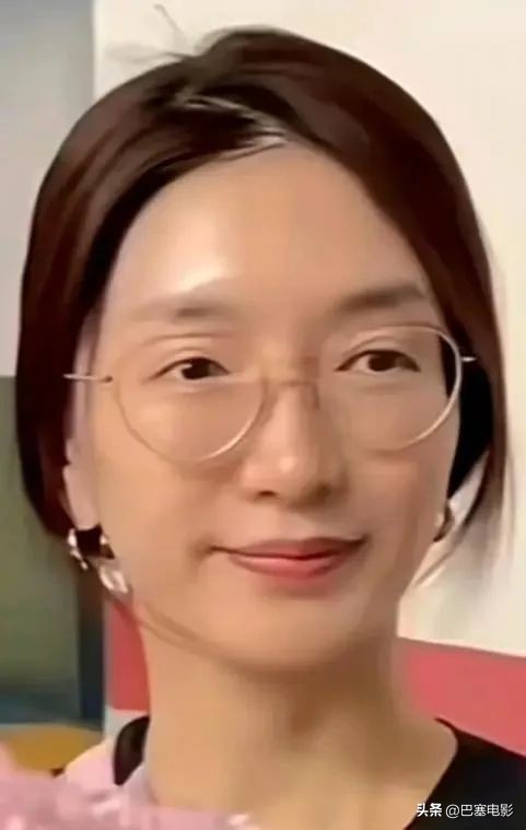 The shots of passers-by are so real, Yuan Quan has become an amateur ...