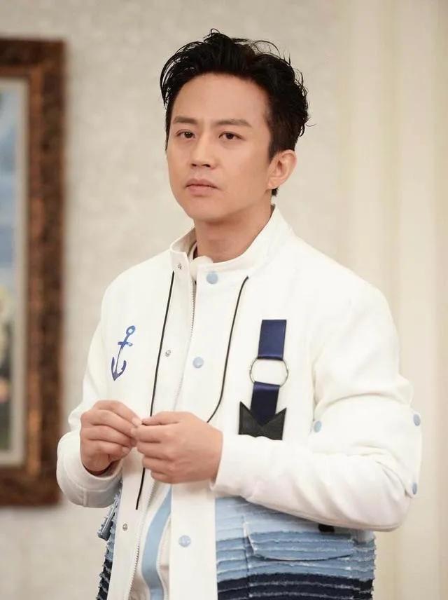 Why did Deng Chao and Hao Lei's envy of others' love end in regret? - iNEWS