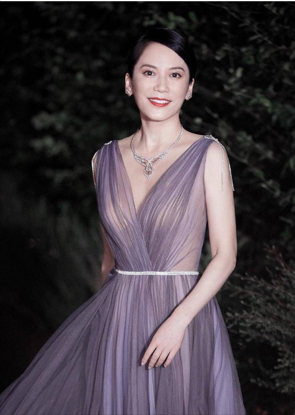 52-year-old Yu Feihong is still single, how can he solve his needs when ...