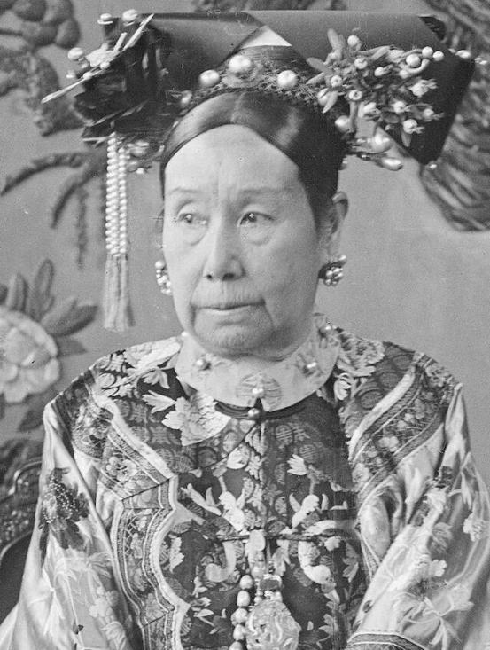 Cixi's "real photo" has been treasured by American museums to this day ...