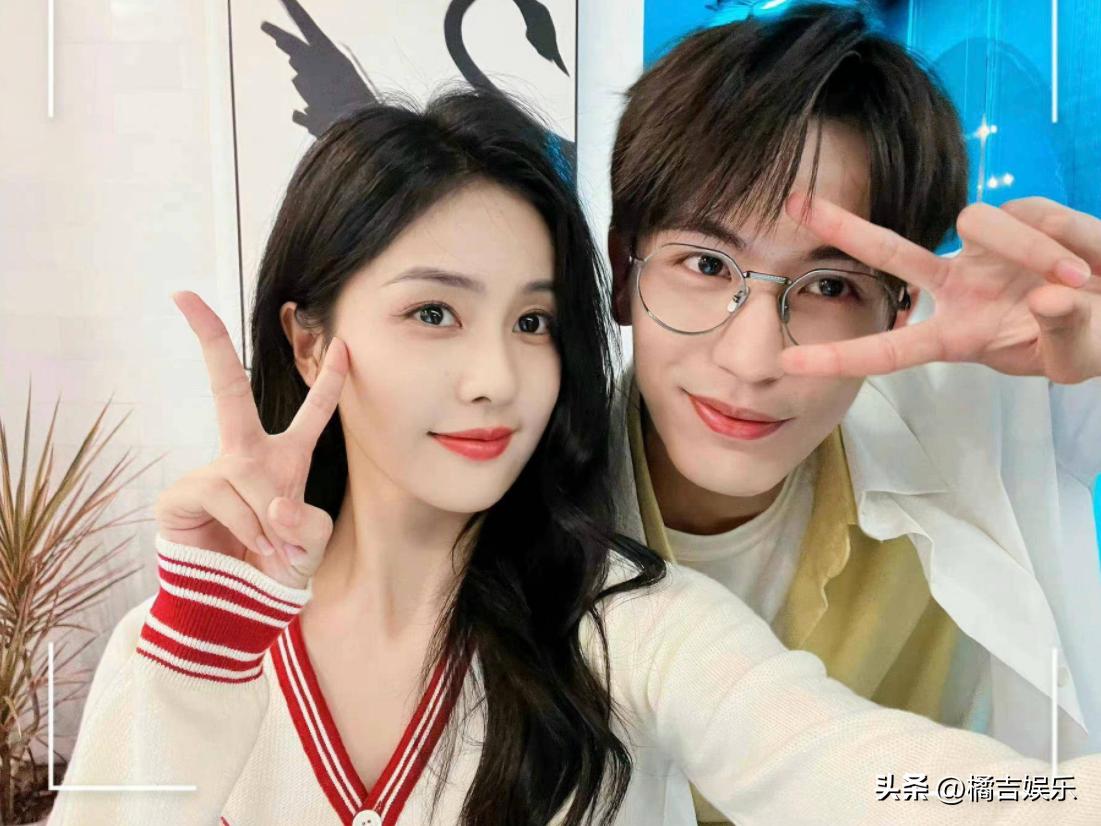 In love with drama?Bailu is in love with Zhang Linghe, who is 3 years ...