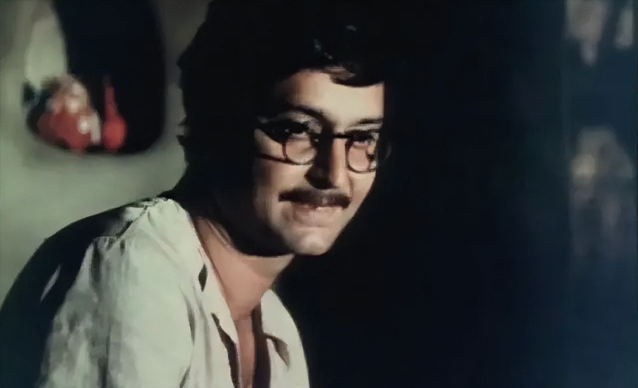 The Indian film "Distant Thunder" resonates with the audience through a ...