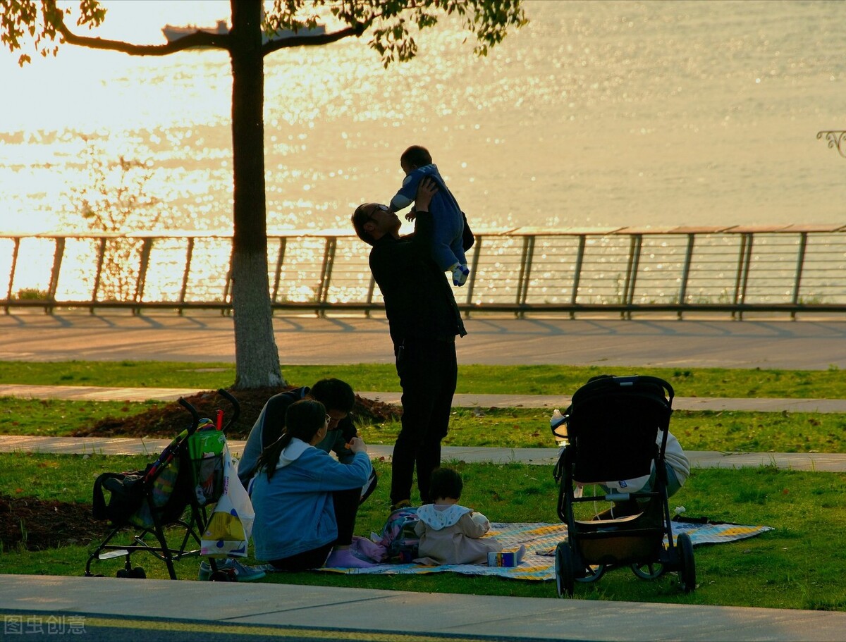 Parents interfere too much with their children's education with the ...