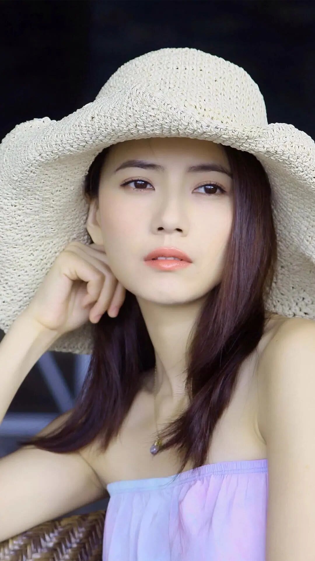 Prosperous Beauty: Sexy, Intellectual and Gentle - Gao Yuanyuan - iNEWS