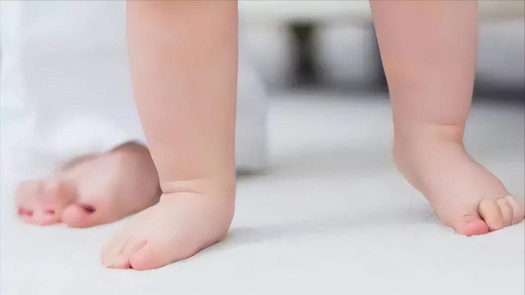Can a child grow taller with big feet?Does height have anything to do ...