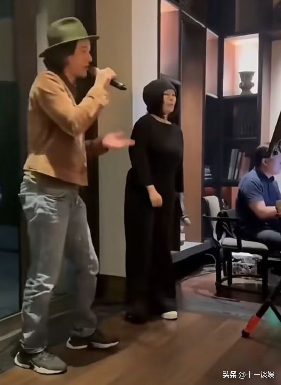 Lin Xinru and his wife met with Wang Leehom, Huo Jianhua sang ...