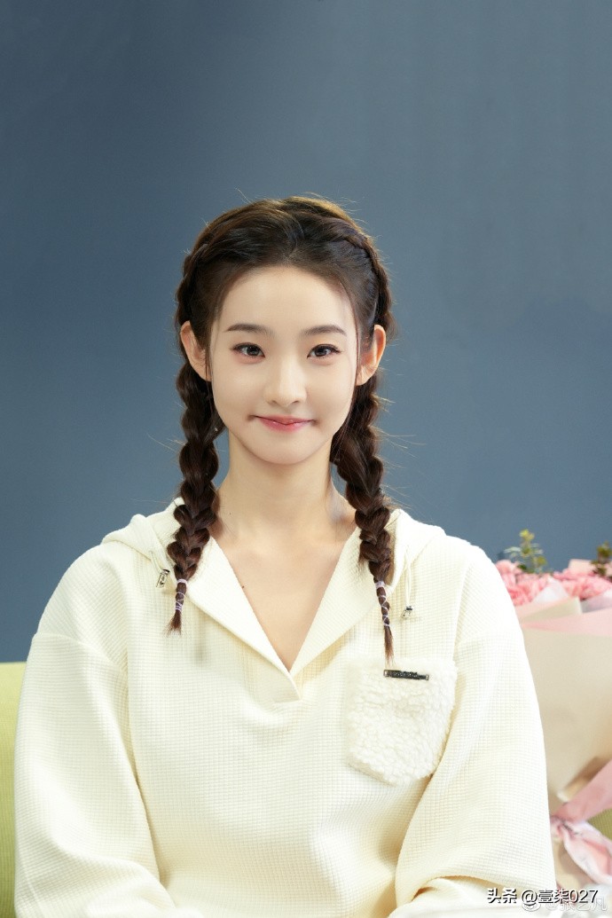 Very refreshing Zhang Yifan - iMedia