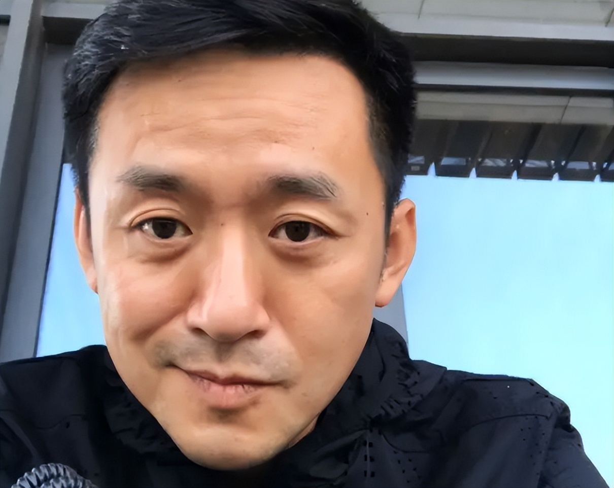 Li Kunlin: Playing a supporting role made him a success, and he loves ...