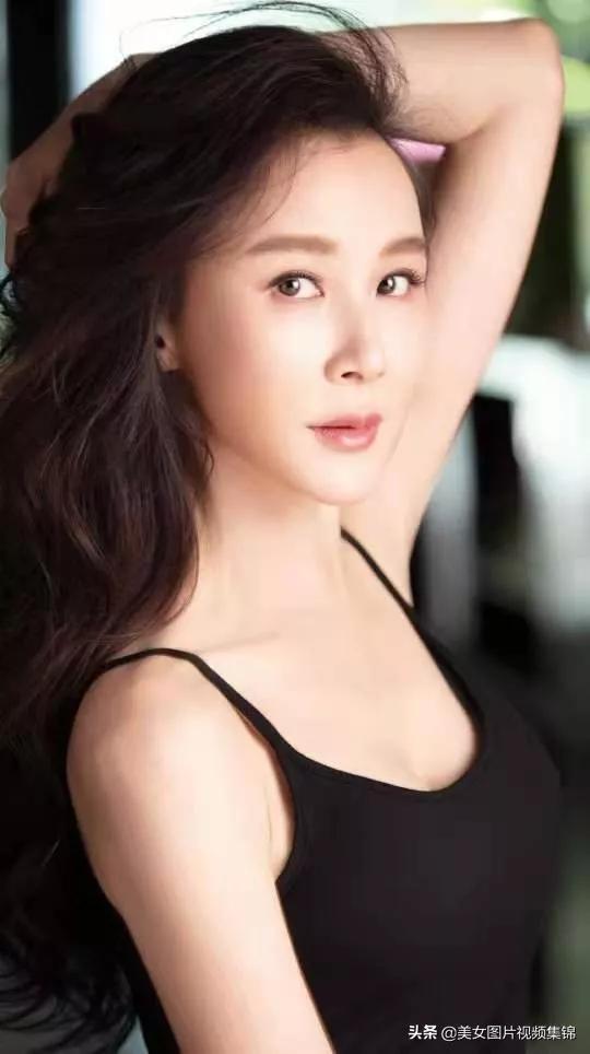Xiao Qiang, the first beauty of Baodao - iNEWS