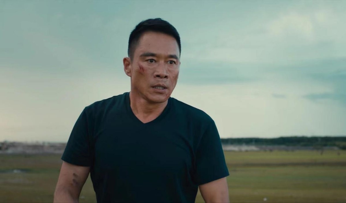 Domestic films see old and young love again, Ding Haifeng is 33 years older than the actress ...