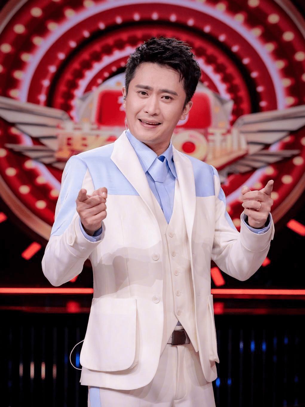 The host of the running water, "Yang Fan the Iron", a 41-year-old CCTV ...