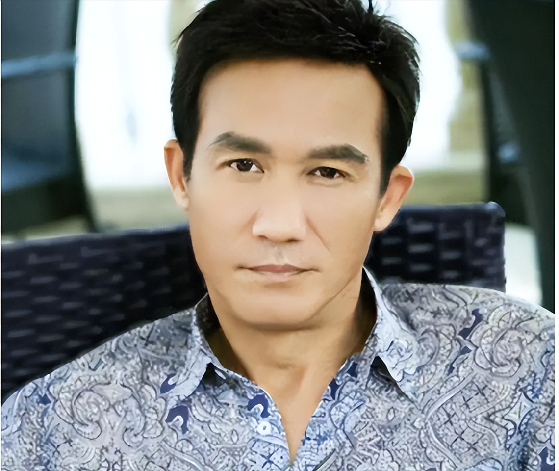 Li Zixiong: Marry Yaqi for the second time, and become a father again ...