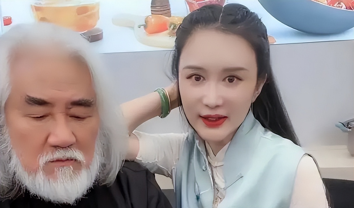 Zhang Jizhong's million-dollar tea was missing, and his wife gave it to the driver to drink ...