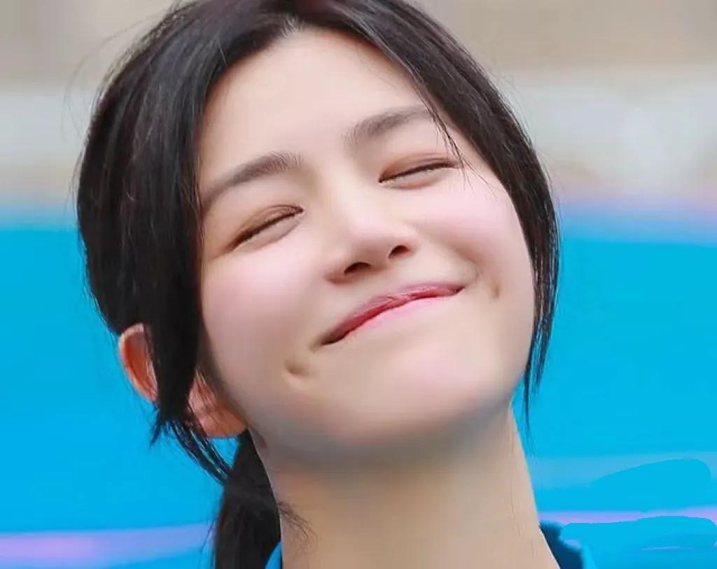 I finally know why Chen Xiao chose Michelle Chen instead of Zhao Liying, the fit is really ...