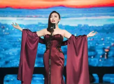 Lied to us for so many years, it turns out that she is Shen Teng's ...