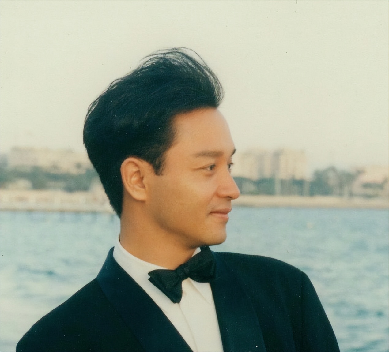 On the 20th anniversary of Leslie Cheung's death, he committed suicide once before his death. He ...