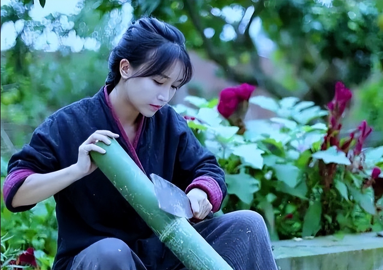 How is Li Ziqi, who we chased after those years, now? - iNEWS