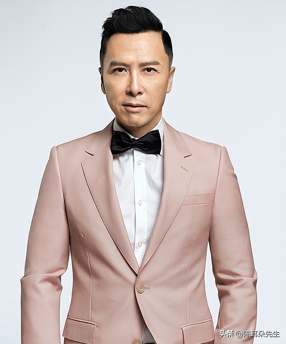 Xu Dongdong: I saw Donnie Yen at the poker table. I took a look at him ...
